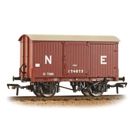 ** Bachmann 38-575A x 4 10 Ton Fish Van LNER Brown - MDR Direct Online ...