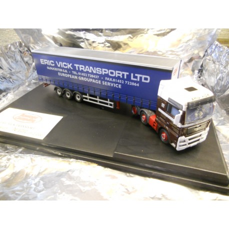 ** Oxford Diecast MAN02CS OO MAN TFGX XLX Curtainside Eric Vick ...